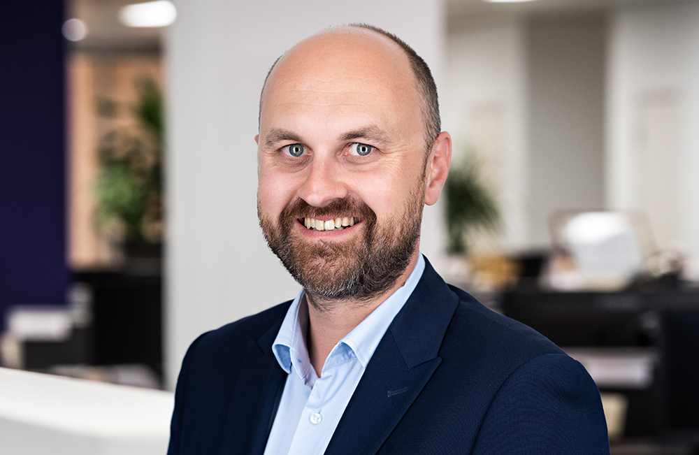 Nik Stone's Instagram, Twitter & Facebook on IDCrawl